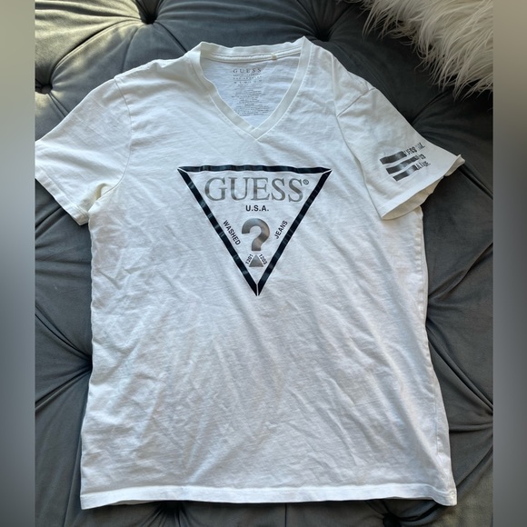 Guess | Shirts | Mens Guess Shirt Brand Logo Tee Closet Label 58 | Poshmark